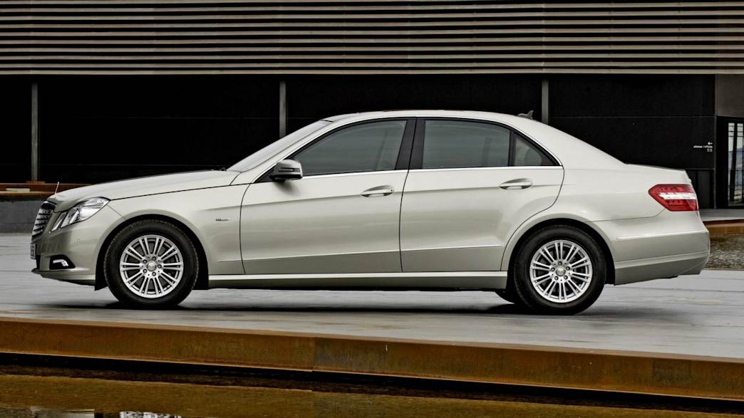 Mercedes-Benz E 300 BlueTEC HYBRID Avantgarde 7G-TRONIC PLUS (07/12 - 01/13): Technische Daten ...