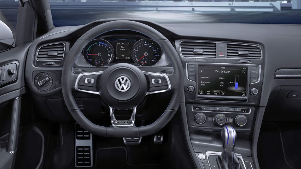VW Golf GTE DSG (12/14 - 10/16): Technische Daten, Bilder, Preise | ADAC
