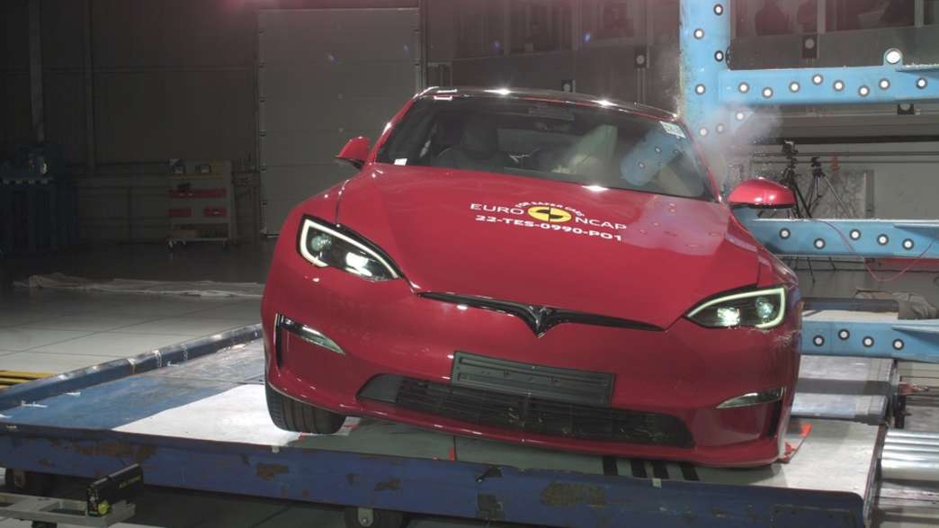 Tesla Model S Plaid (ab 10/25): Technische Daten, Bilder, Preise | ADAC