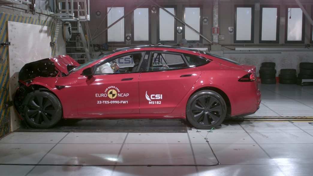 Tesla Model S Plaid (ab 10/25): Technische Daten, Bilder, Preise | ADAC