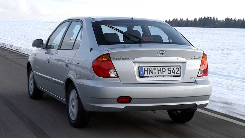 Accent hyundai 2004 store