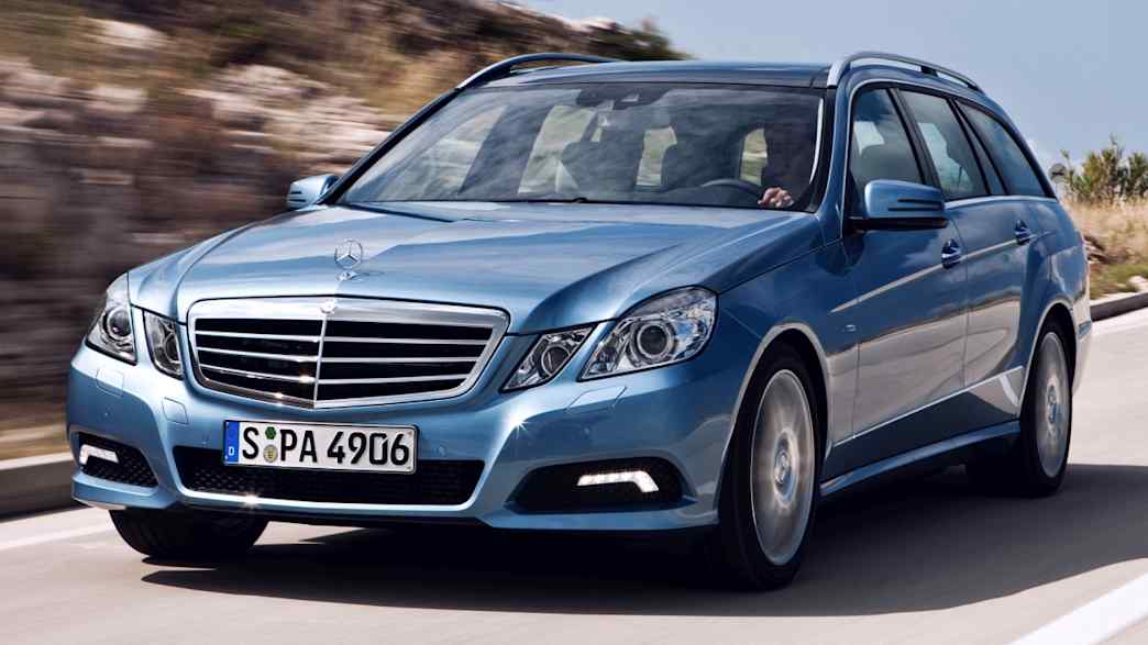 Mercedes Benz E 220 Cdi Blueefficiency T Modell Elegance 02 11 01 13