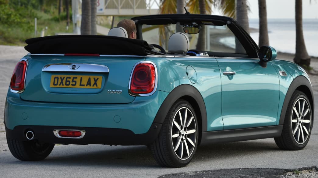 MINI Cabrio Cooper S (03/16 - 02/18): Technische Daten, Bilder, Preise ...