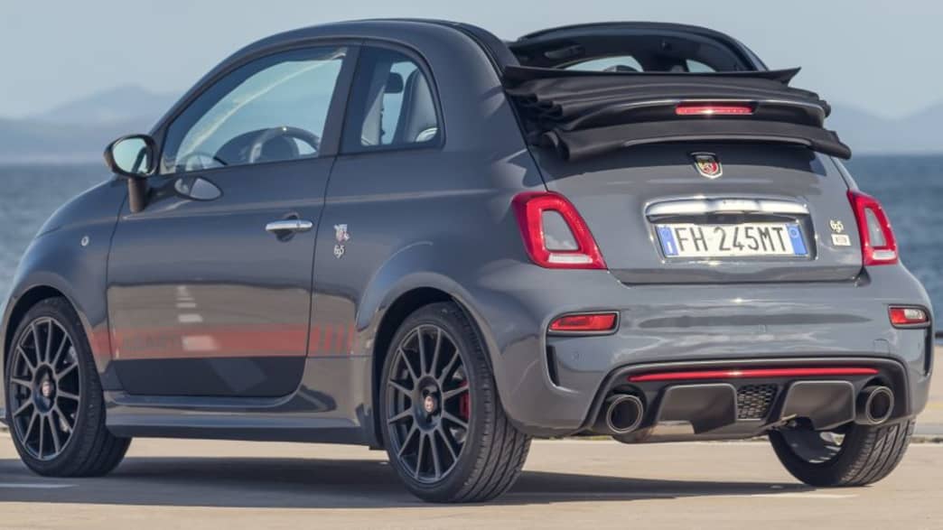 Abarth F595C (11/21 - 03/22): Technische Daten, Bilder, Preise | ADAC