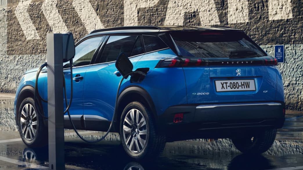 Peugeot e-2008 GT (ab 02/20): Technische Daten, Bilder, Preise | ADAC