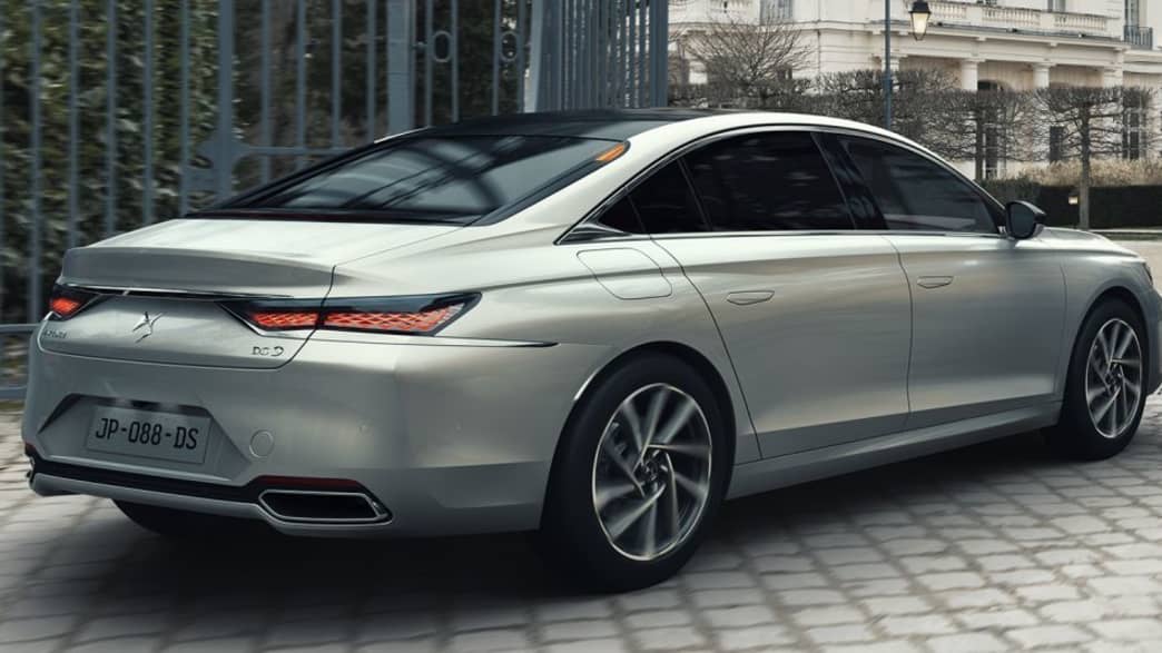 DS Automobiles DS 9 E-Tense 250 Rivoli+ Automatik (ab 12/21): Technische Daten, Bilder, Preise ...