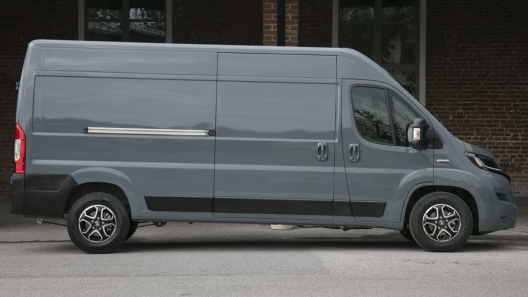 Fiat Ducato Maxi Kastenwagen 35 L4H2 160 Multijet3 teilverglast Automatik (ab 11/21): Technische ...