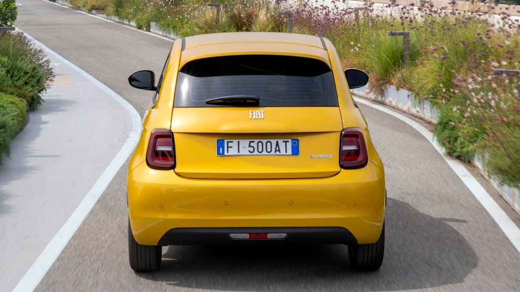 Fiat 500 Hybrid 1.0 Firefly Torino (ab 10/25): Technische Daten, Bilder ...