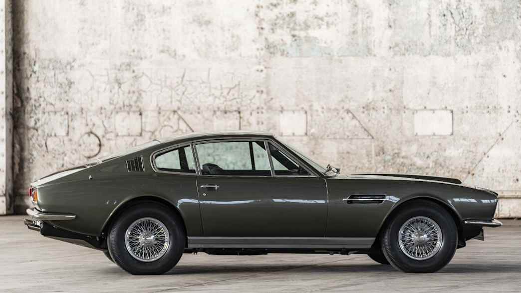 Aston Martin DBS V8 Coupé (10/69 - 03/72): Technische Daten, Bilder ...