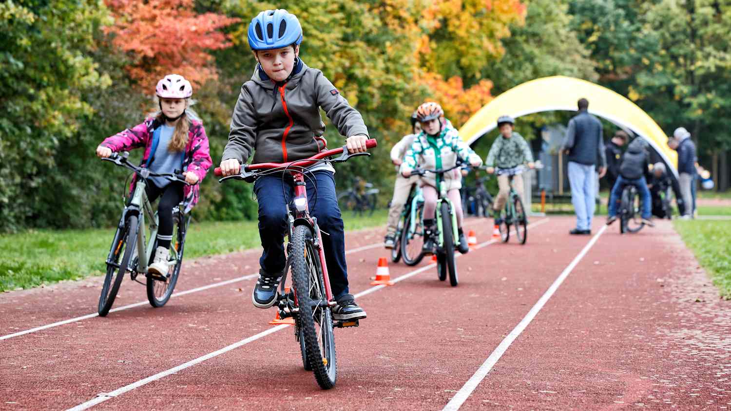 Kinderfahrräder mit 24 Zoll im ADAC Test: Welche Räder überzeugen?