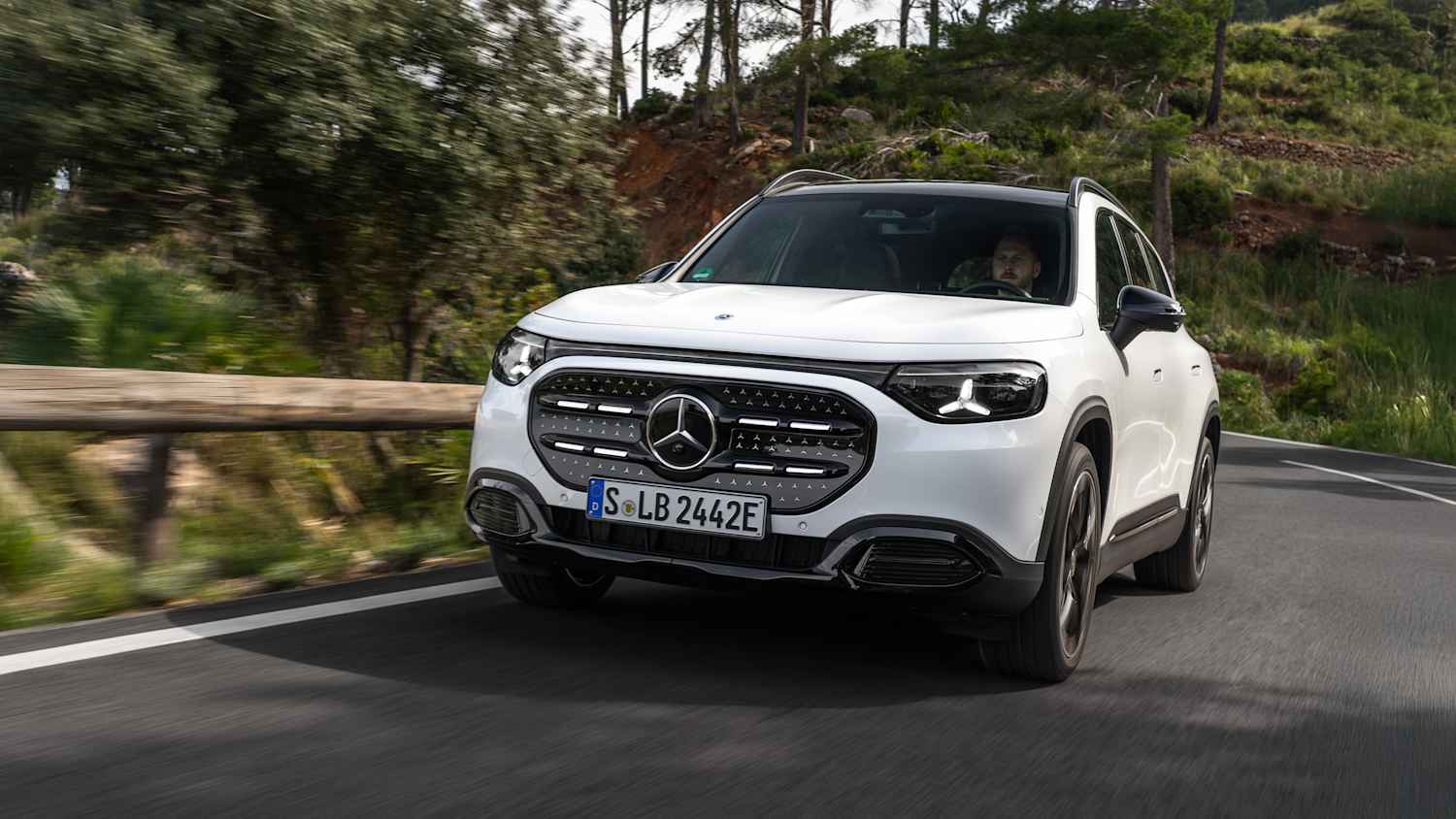 Testfahrt Mercedes GLB Elektro (2026) – so vielseitig ist das SUV