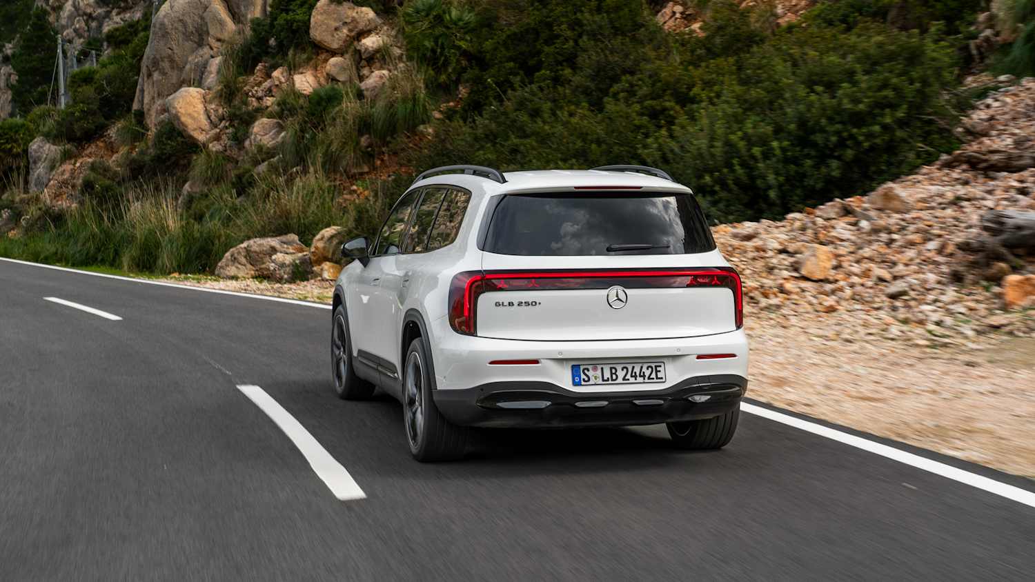 Testfahrt Mercedes GLB Elektro (2026) – so vielseitig ist das SUV