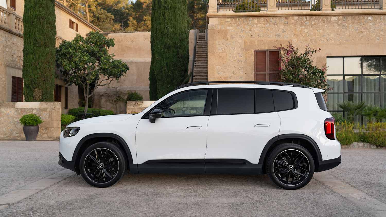 Testfahrt Mercedes GLB Elektro (2026) – so vielseitig ist das SUV