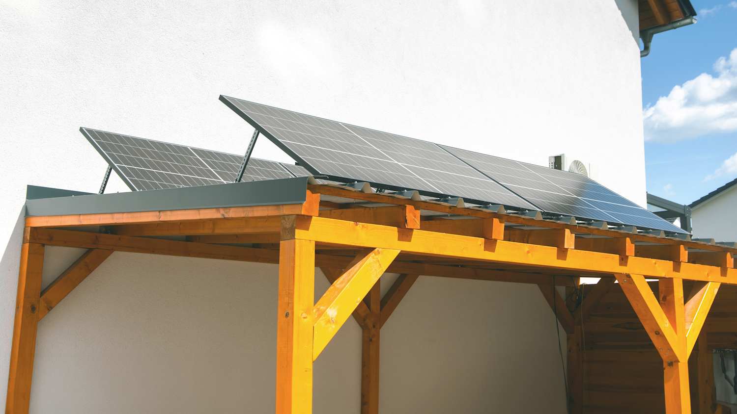 Solar-Carport 2026: Lohnt es sich? Kosten, Ertrag & Förderung