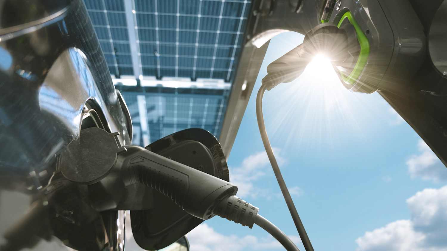 Solar-Carport 2026: Lohnt es sich? Kosten, Ertrag & Förderung
