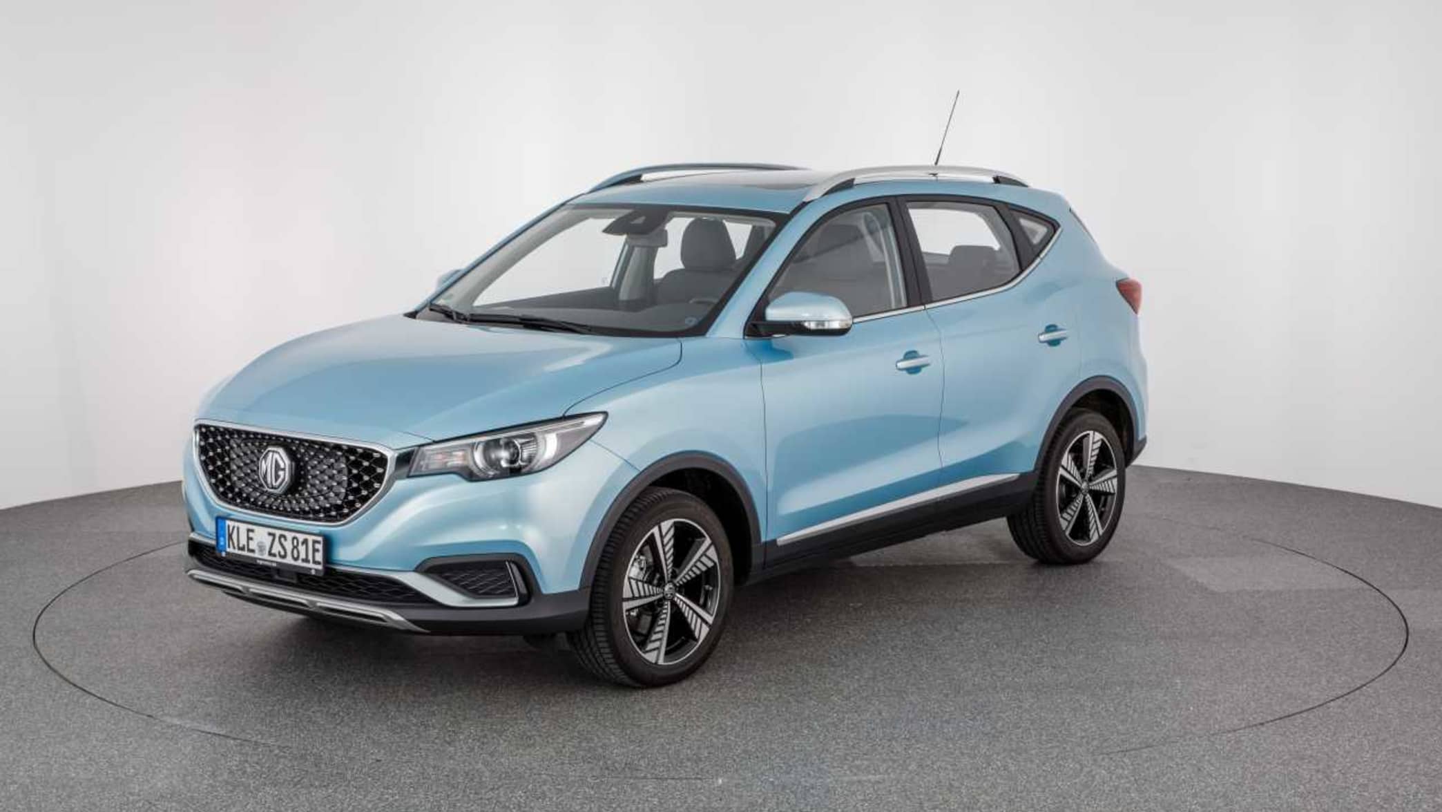 MG ZS EV Luxury 01 21 10 21 Technische Daten Bilder Preise ADAC