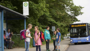 Schulwegsicherheit: Sicher in die Schule | ADAC