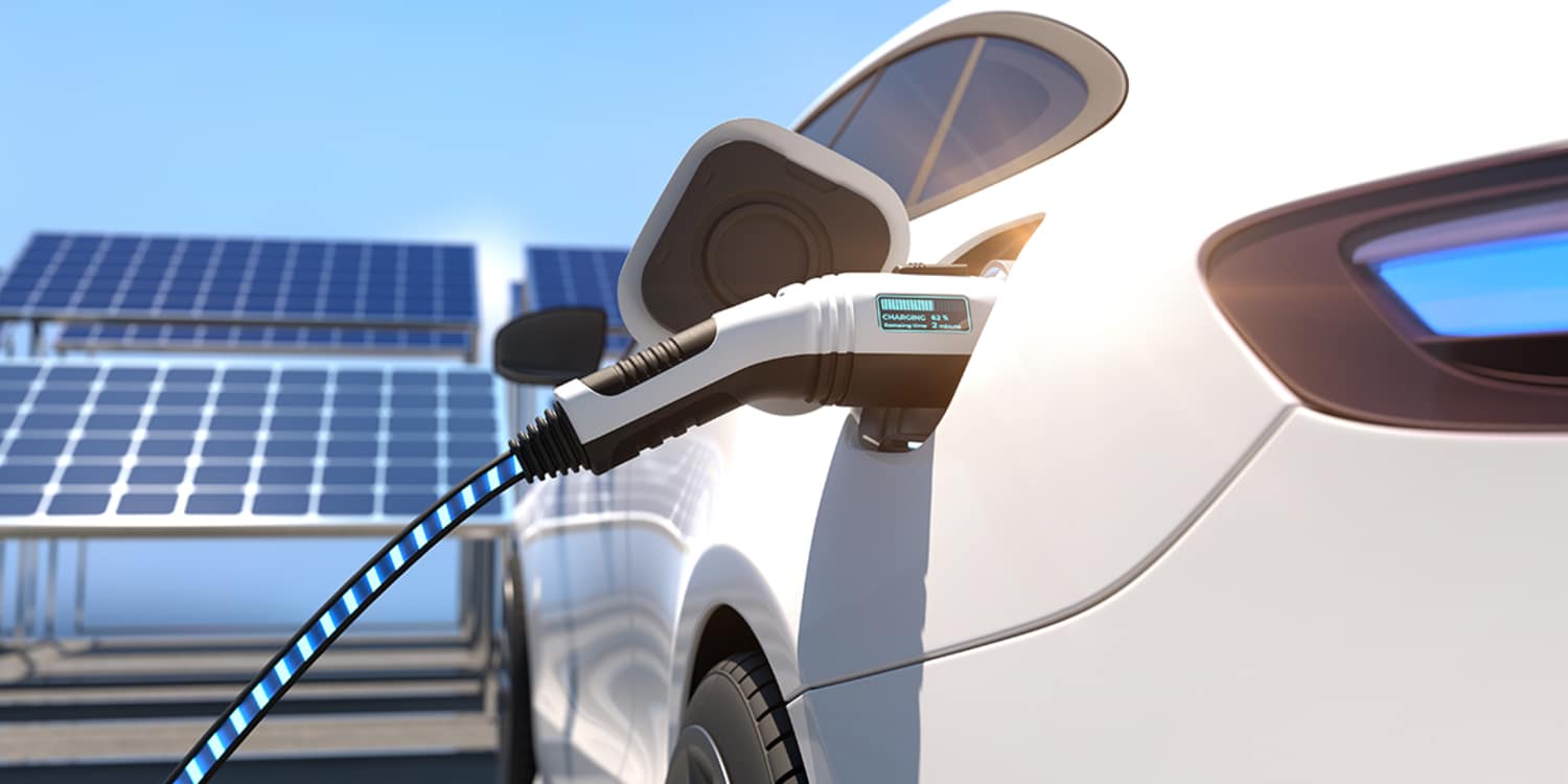 E-Auto: Sonnenkilometer dank Photovoltaik und ADAC Solar Liefergarantie