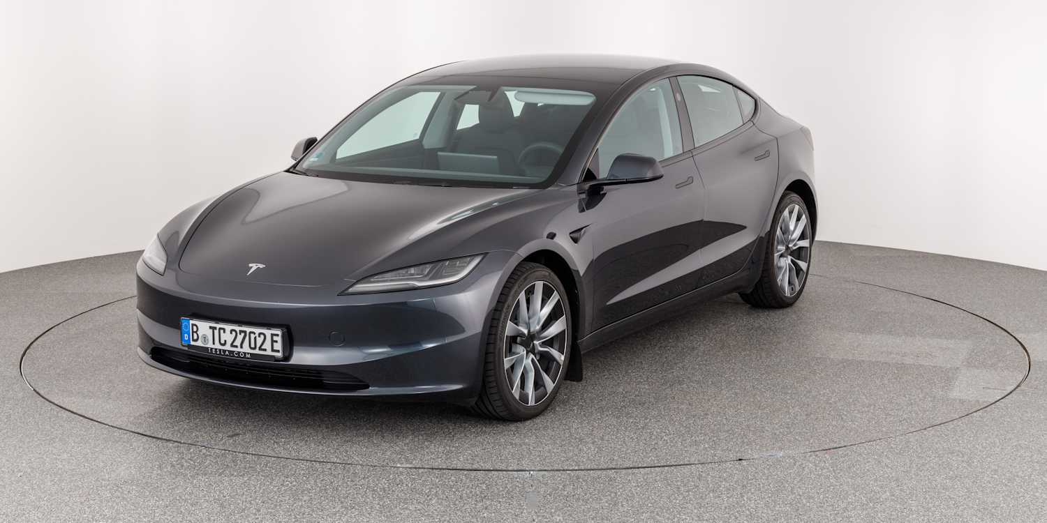 Tesla Model 3 Maximale Reichweite Hinterradantrieb im Test | ADAC