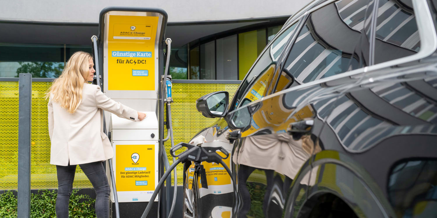 E-Auto-Akku richtig laden und schonend fahren: So geht´s