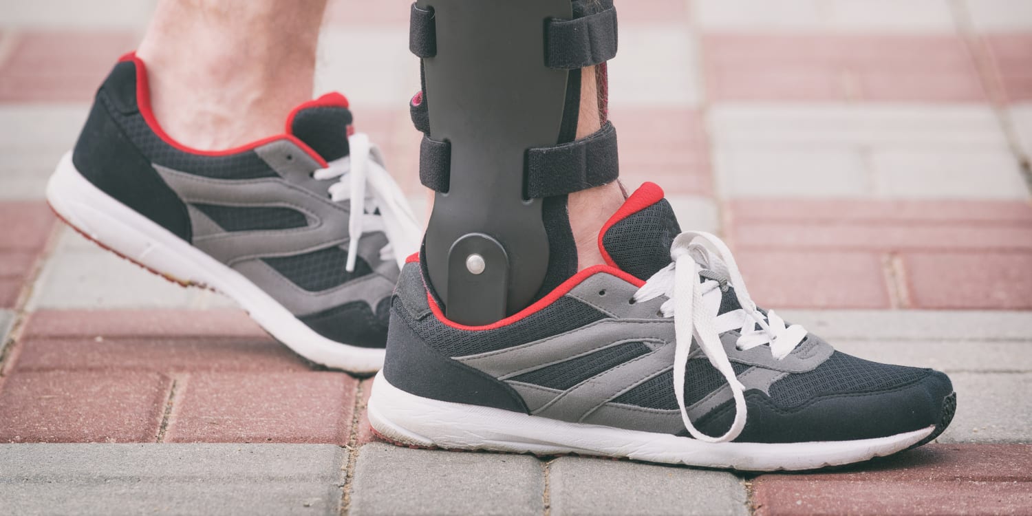 Bänderriss: Symptome, Ursachen und was man tun kann