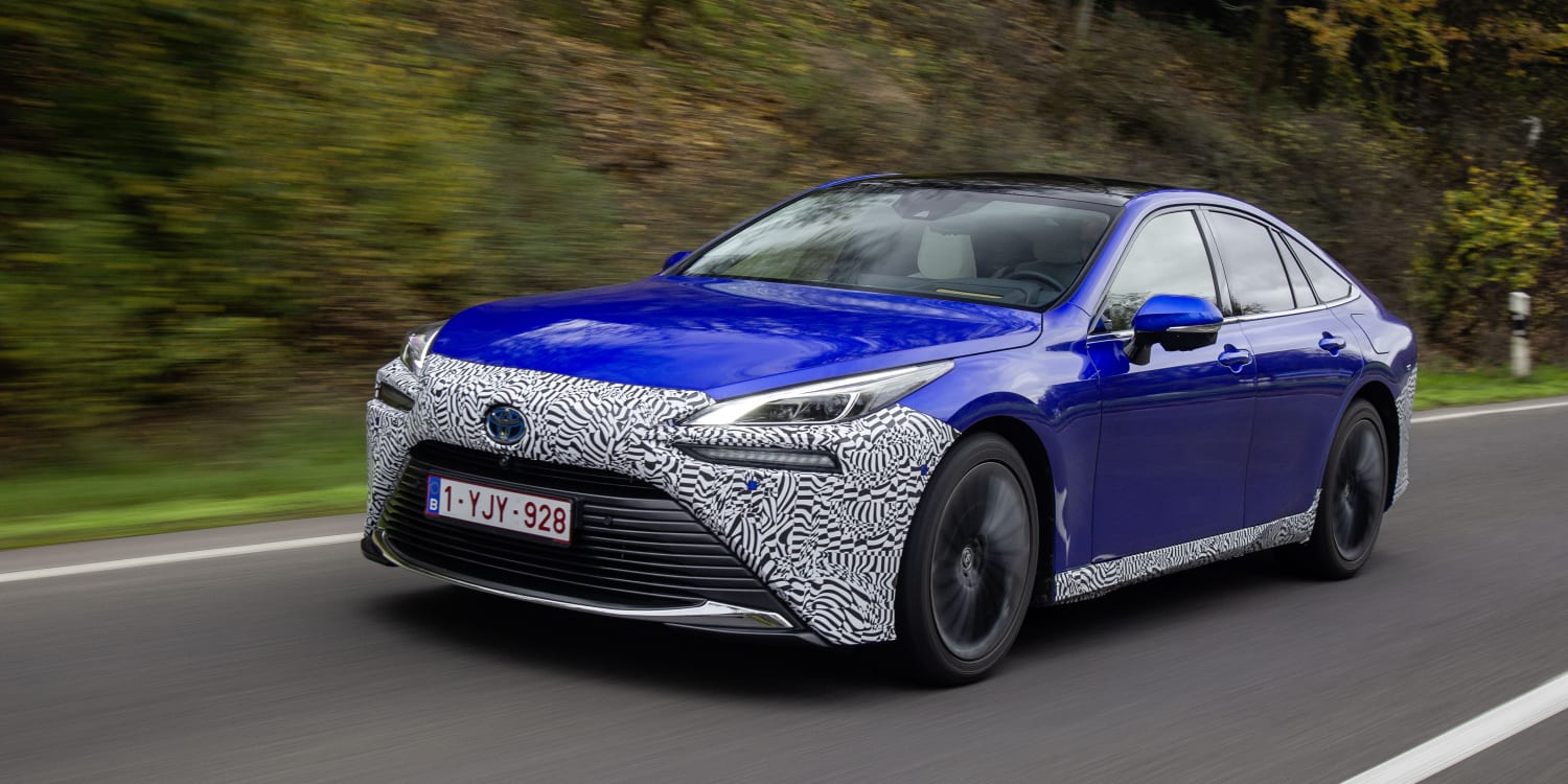 Toyota Mirai (2021): Testfahrt im neuen Wasserstoffauto | ADAC