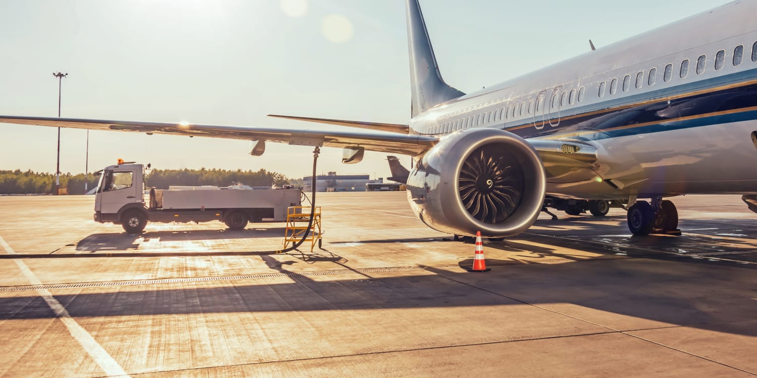 Krankentransport mit einem Flugzeug per Linienflug | ADAC