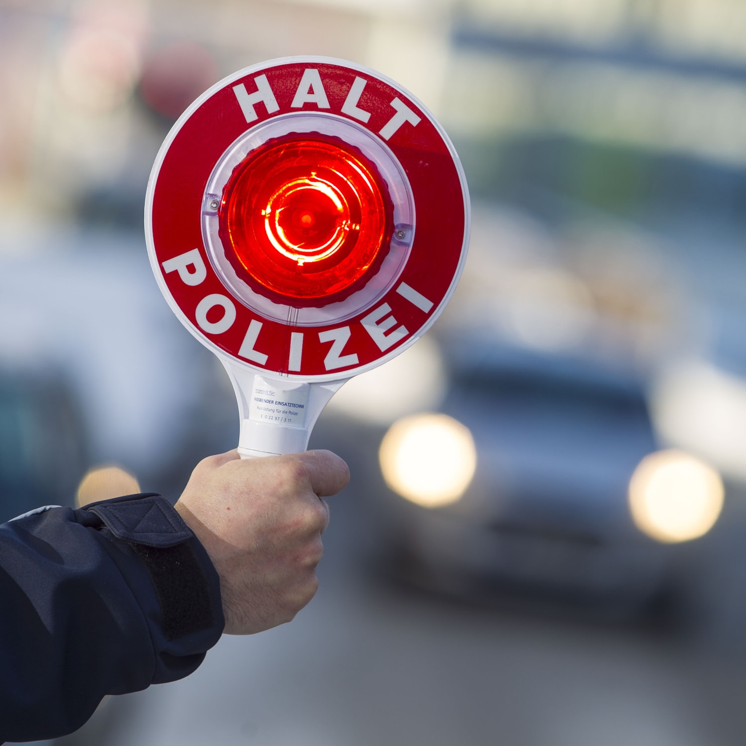 Polizeikontrolle: Das sind Ihre Rechte und Pflichten | ADAC
