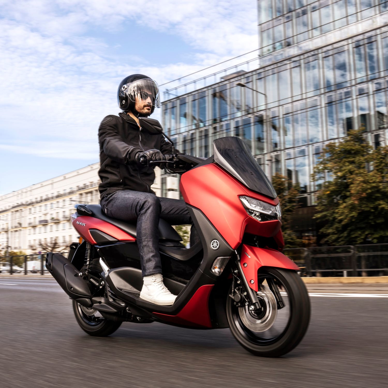 Yamaha NMAX 125: Fahrbericht, Daten, Preis | ADAC