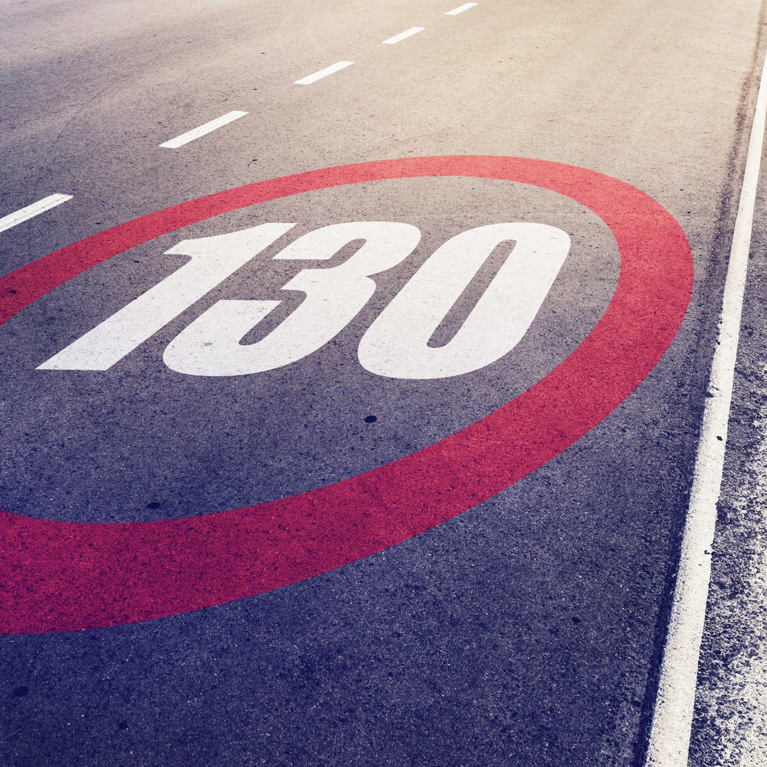 Tempolimit auf Autobahnen in Deutschland? | ADAC