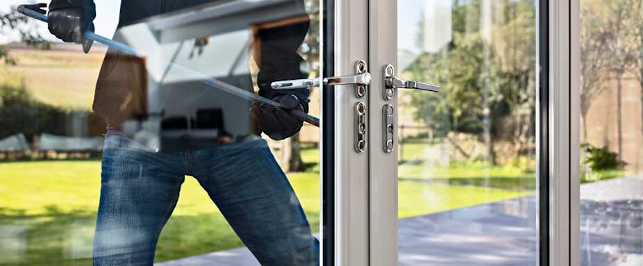 Einbruch und Diebstahl: Wann zahlt die Hausratversicherung?